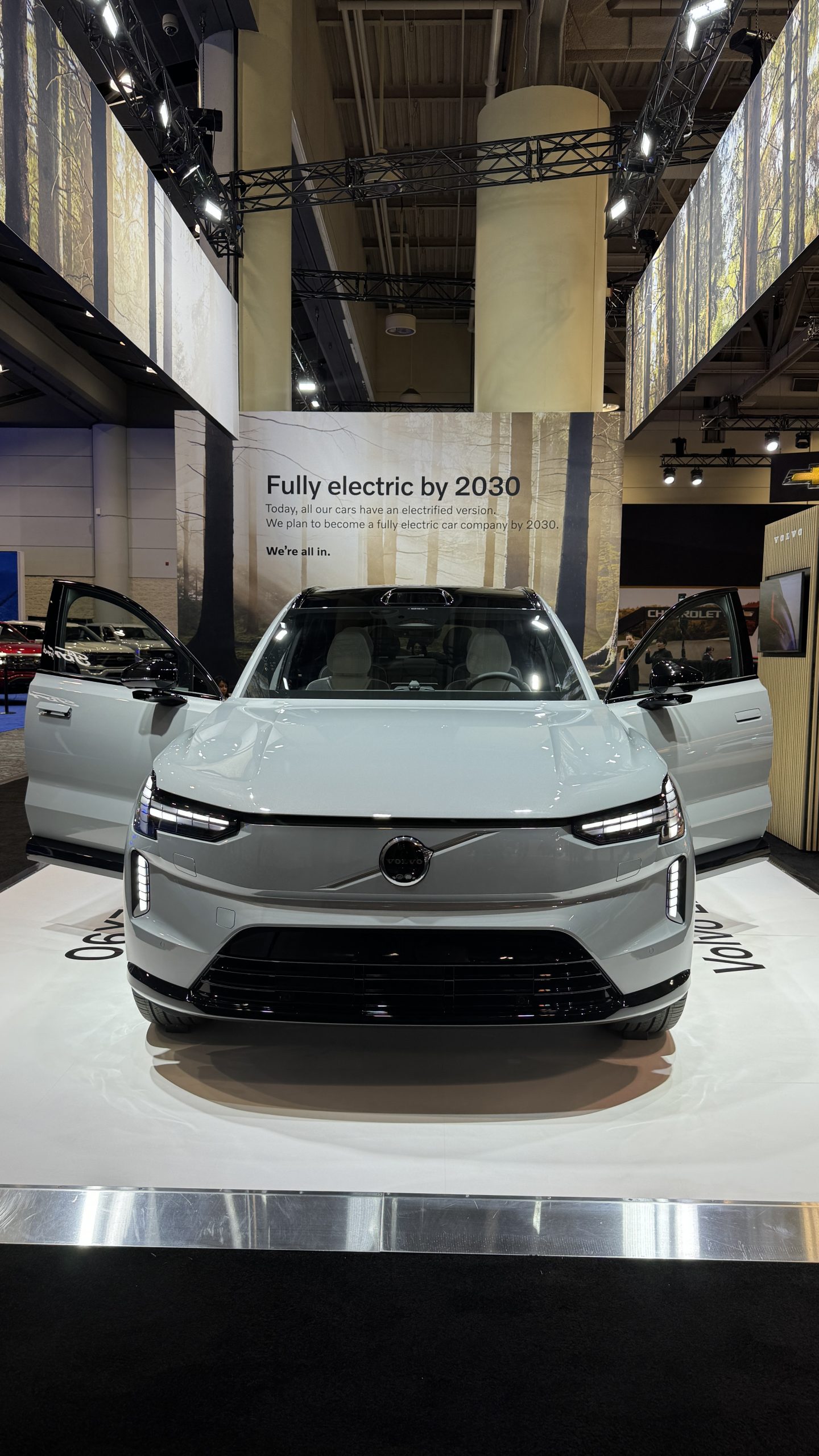 Toronto auto show puts EVs front and centre - Auto Service World