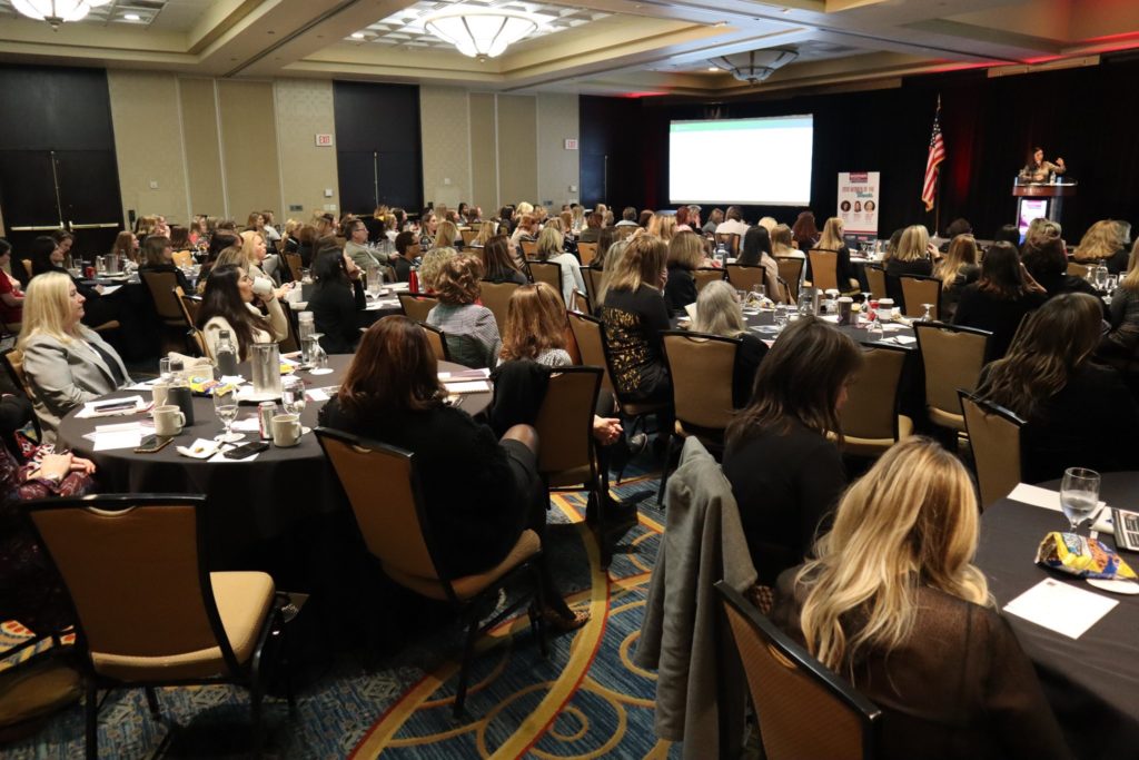 Women's conference draws record attendance - Auto Service World
