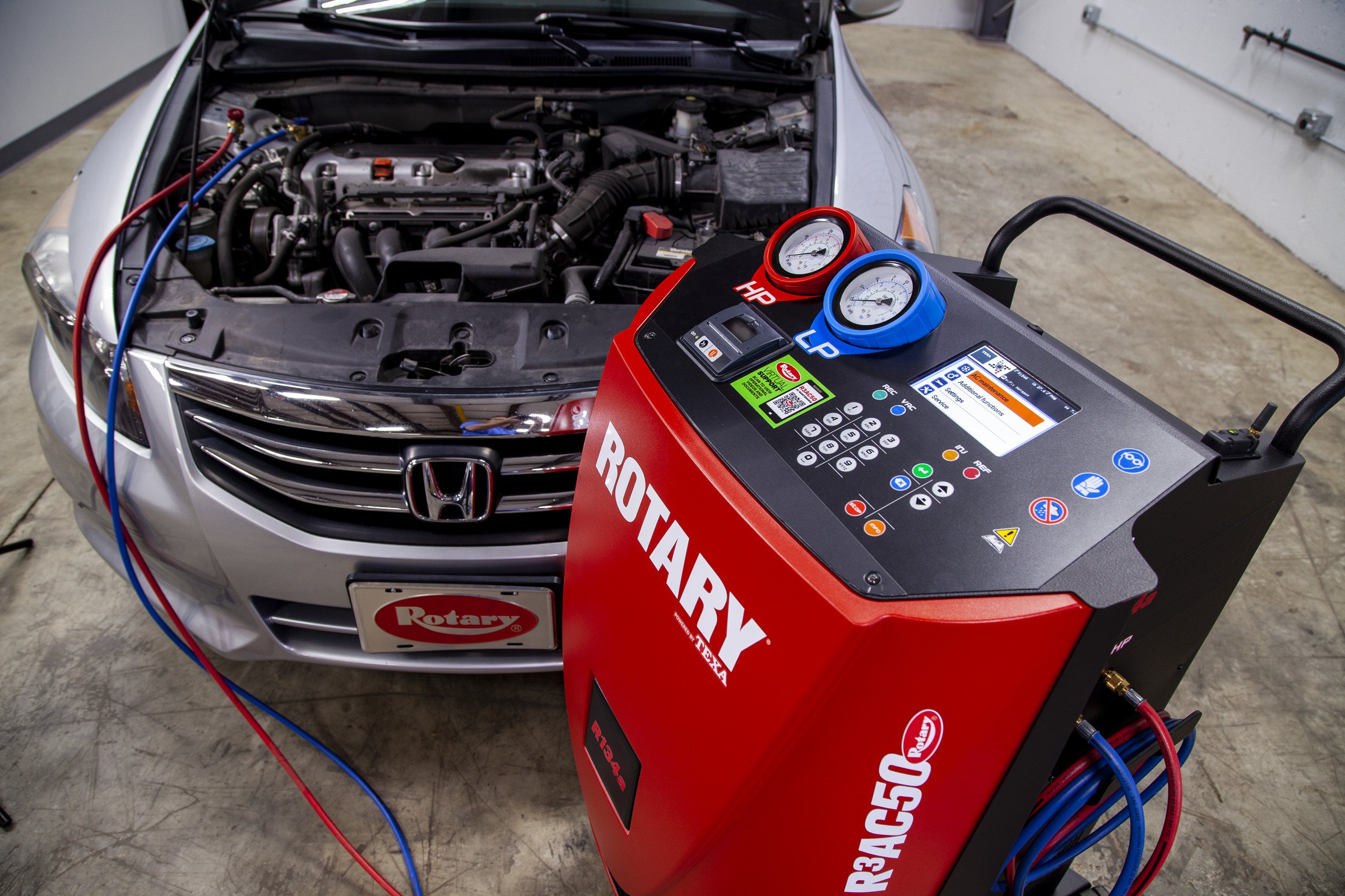Rotary announces new line of AC diag, recharging equipment - Auto ...